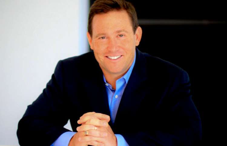 #13 – Building Culture with Jon Gordon “You Win in The Locker Room First”